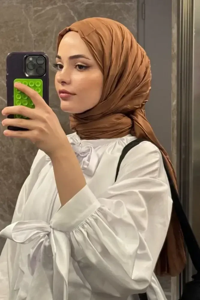 Madame Polo | MADAME POLO X ME