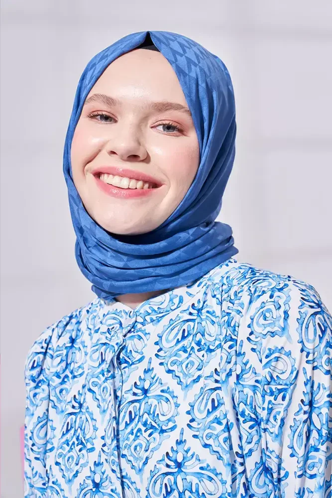 Silky Jacquard Lara Hijab Geometric Pattern